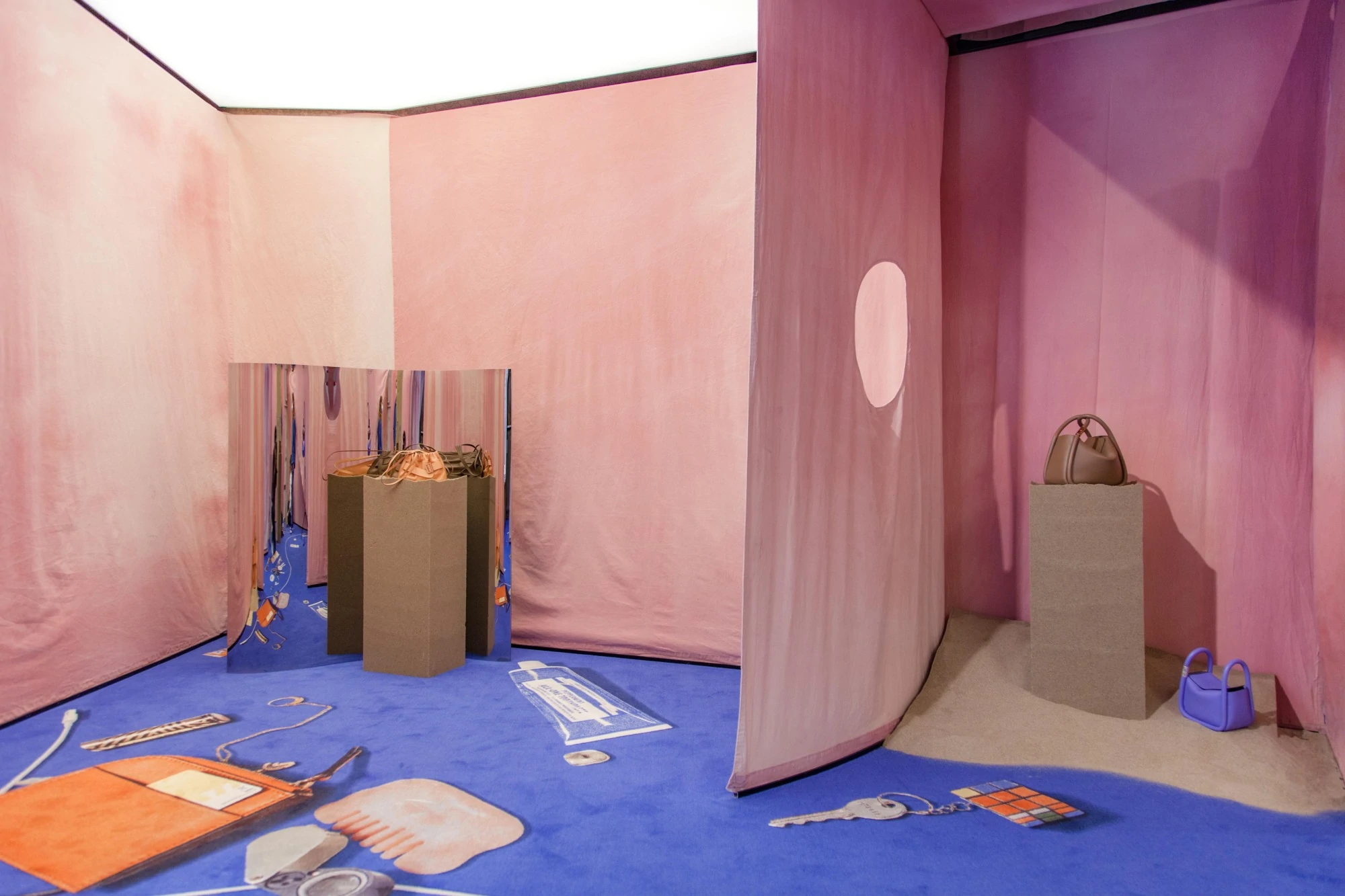 BOYY x FOS at Salone del Mobile 2021 - Etage